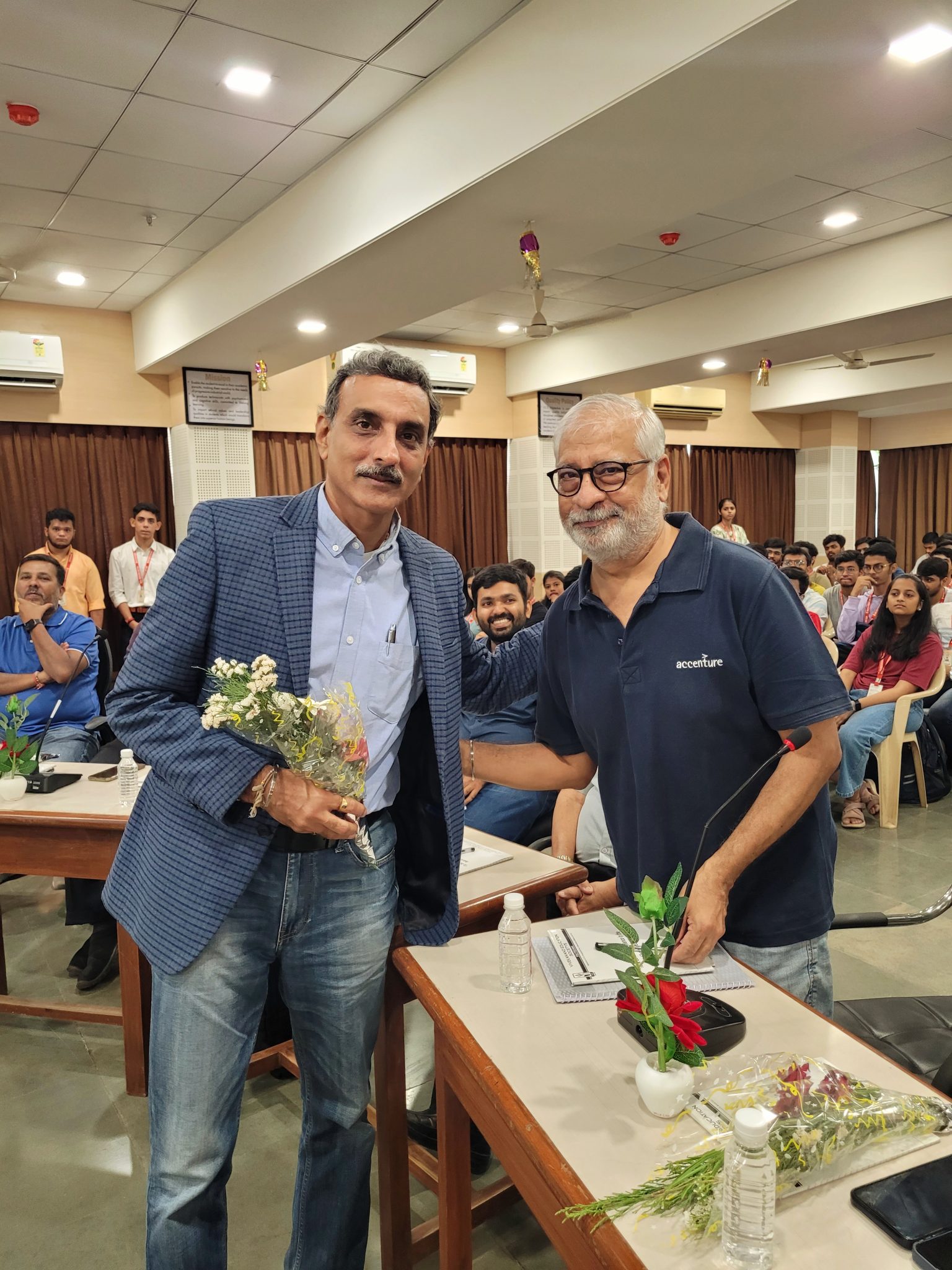 Alumni – Vivekanand Education Society