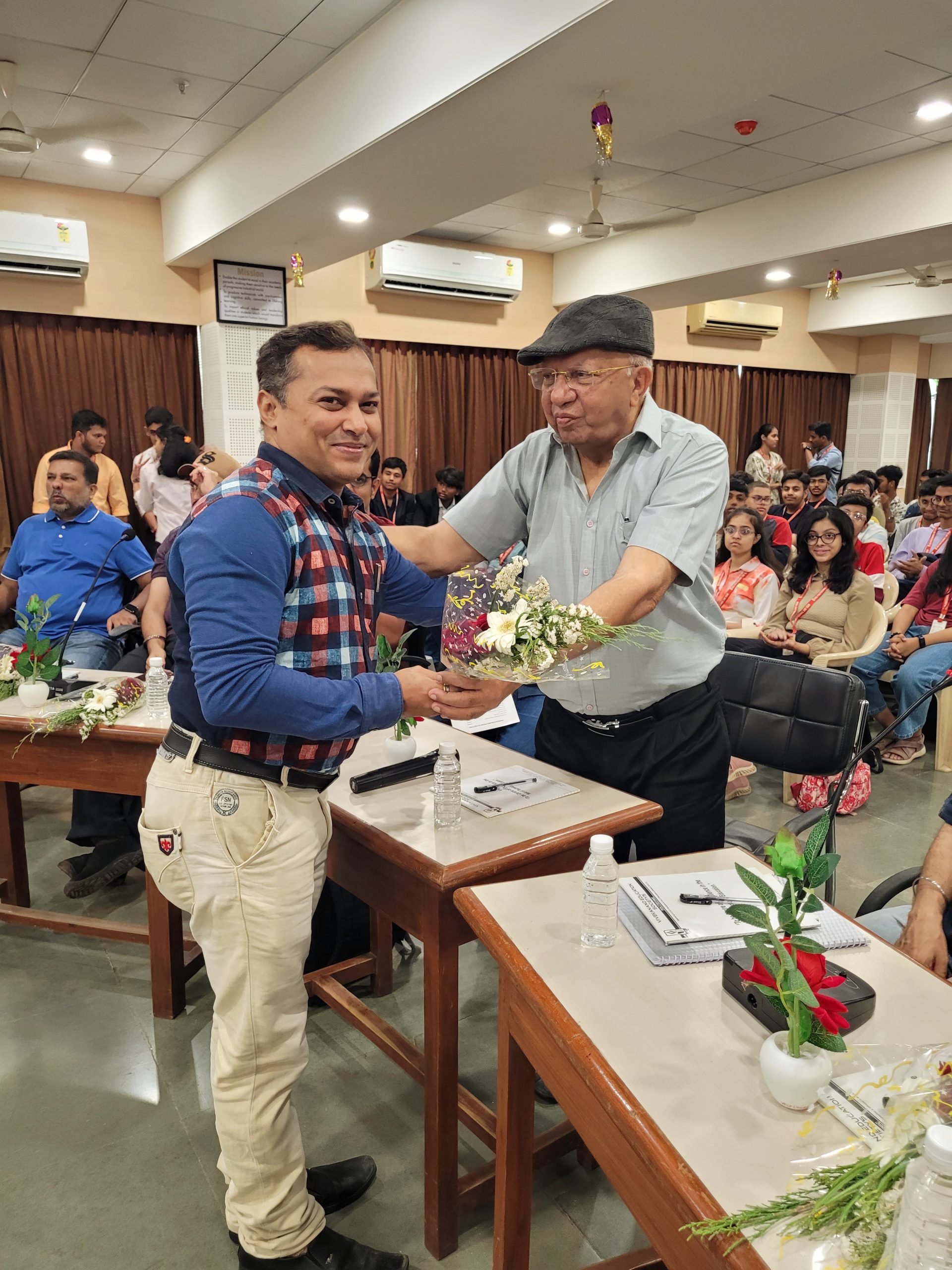 Alumni - Vivekanand Education Society