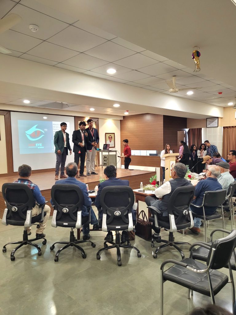 Alumni - Vivekanand Education Society