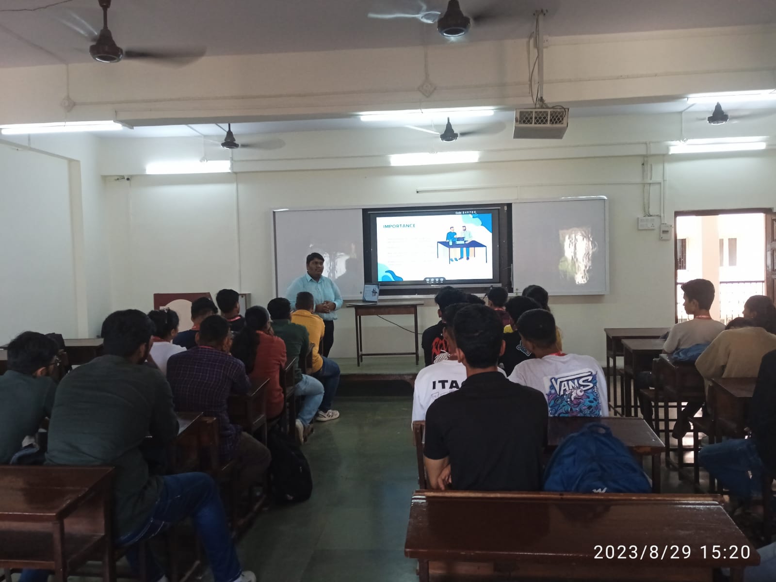 Alumni - Vivekanand Education Society