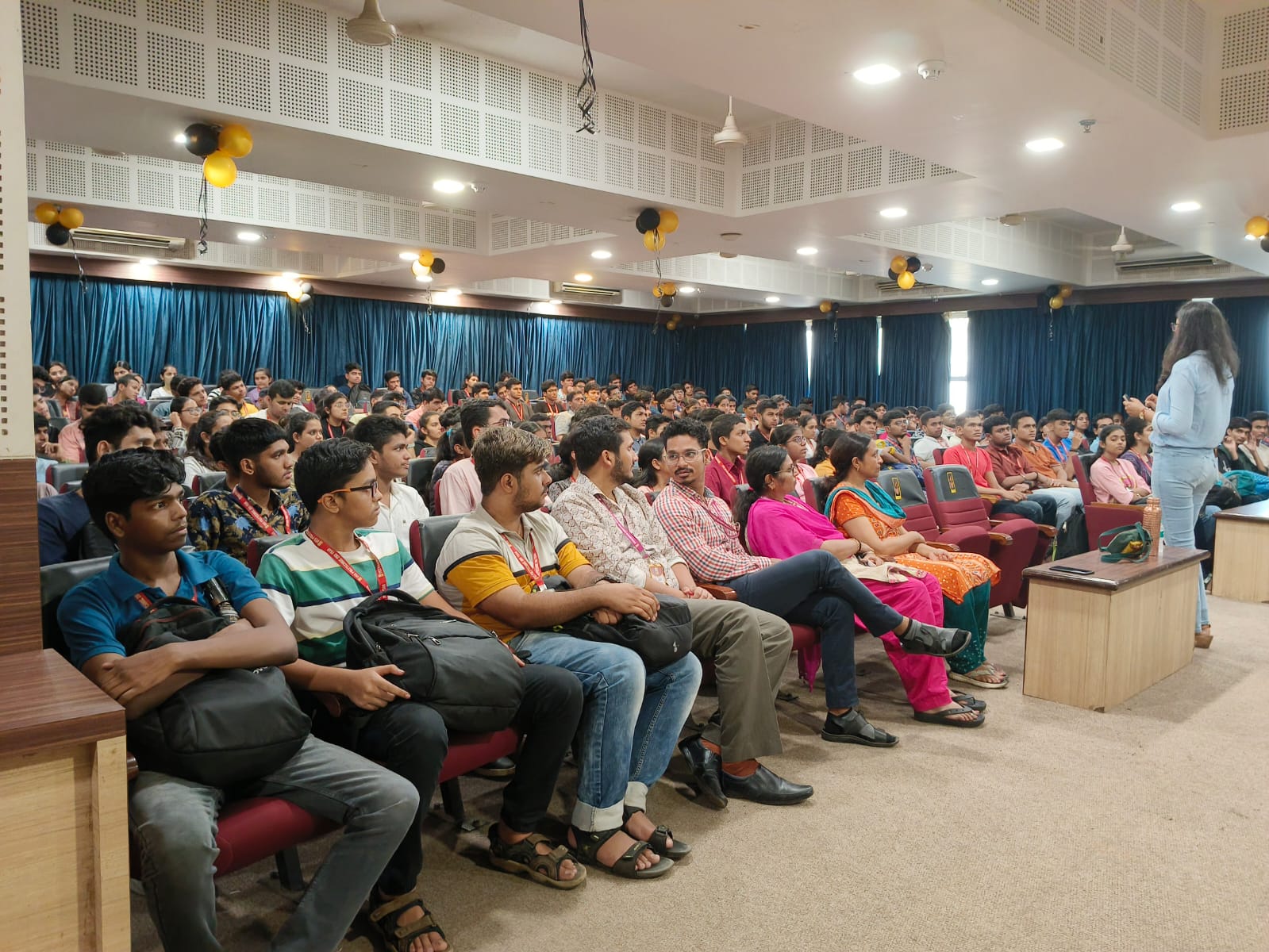 Alumni - Vivekanand Education Society