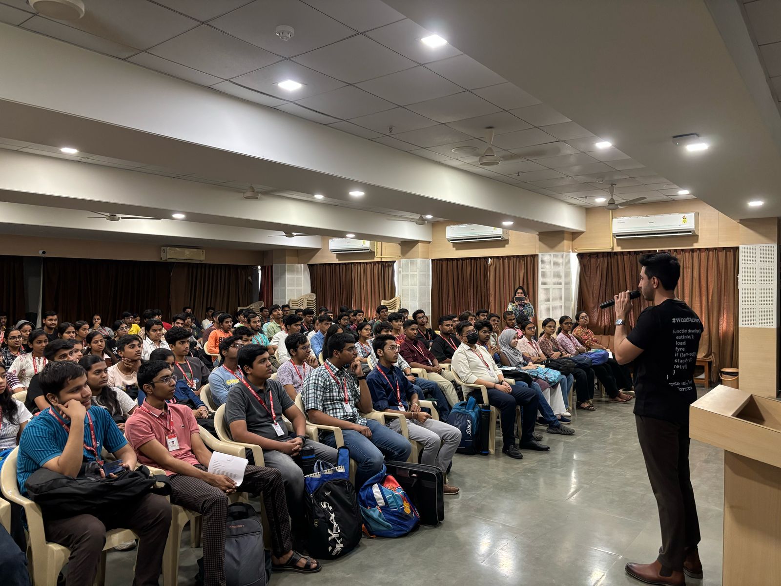 Alumni - Vivekanand Education Society